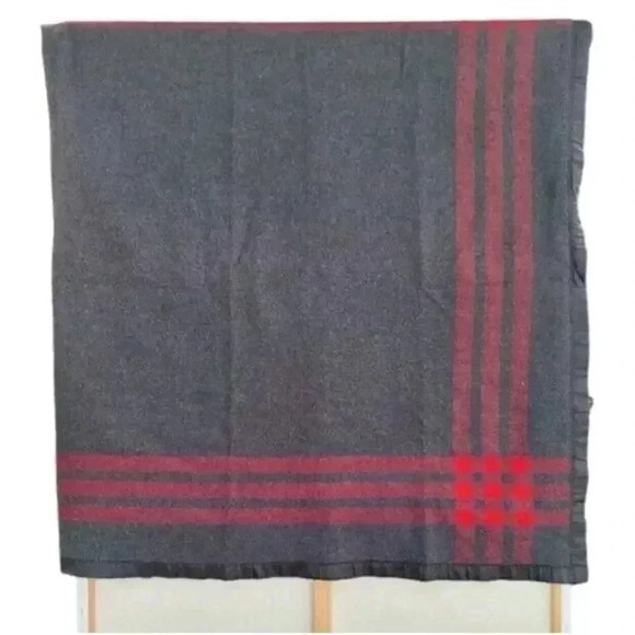 Raymond Meghdoot Brown | Bedding | Raymond Meghdoot Brown Red Wool ...